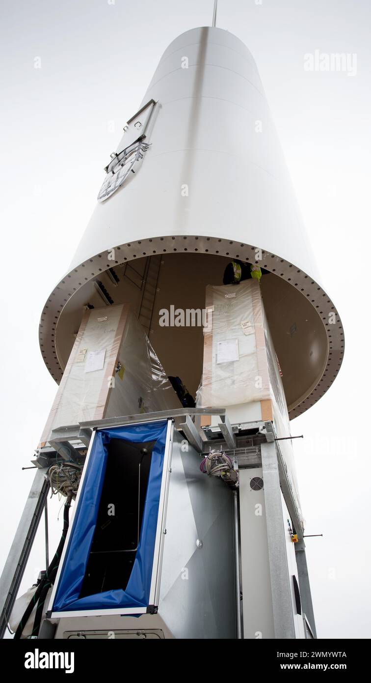 Installation of wind turbines in Ressen- Lifting a wind tower in Ressen ...