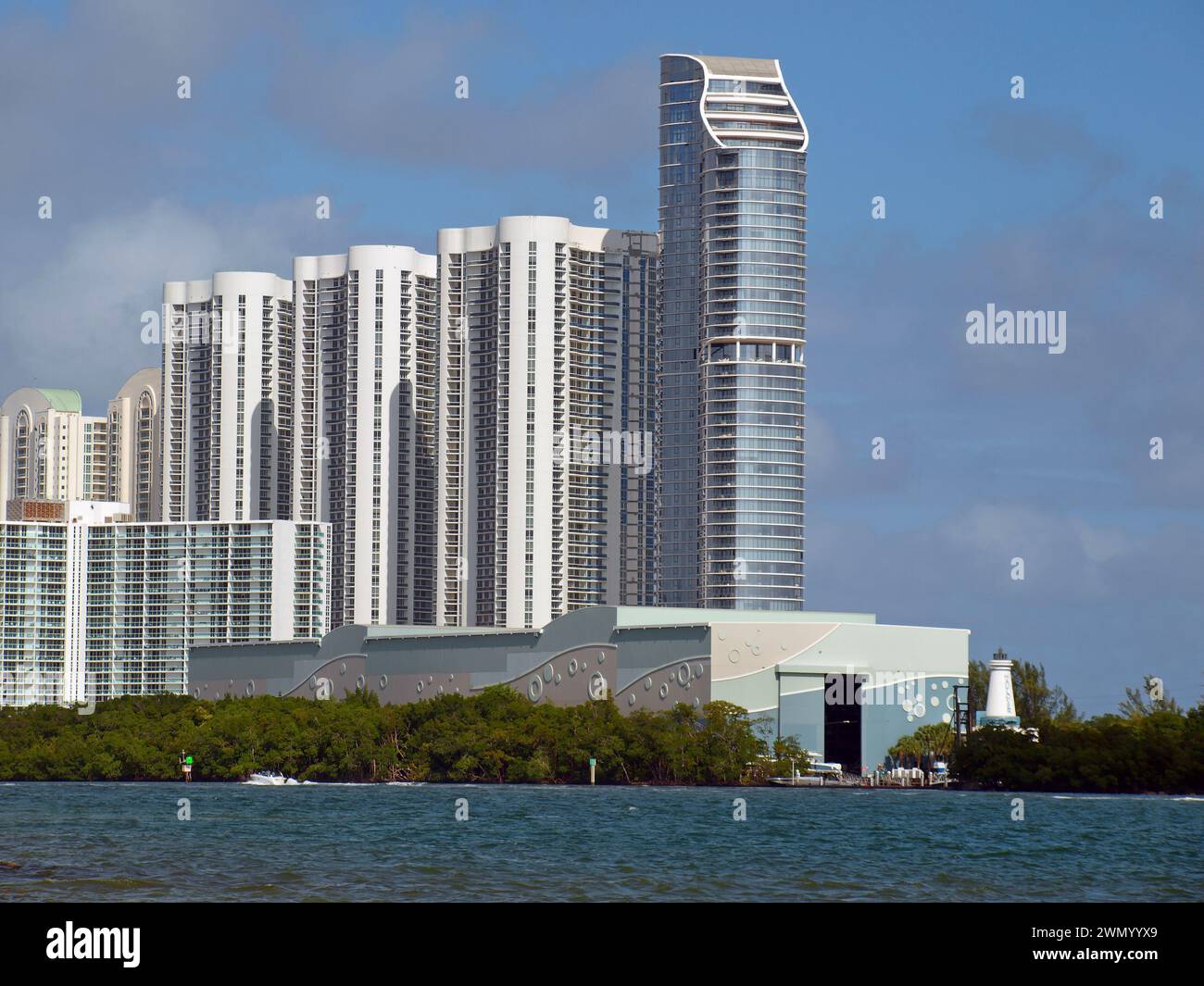 Haulover beach hi-res stock photography and images - Alamy