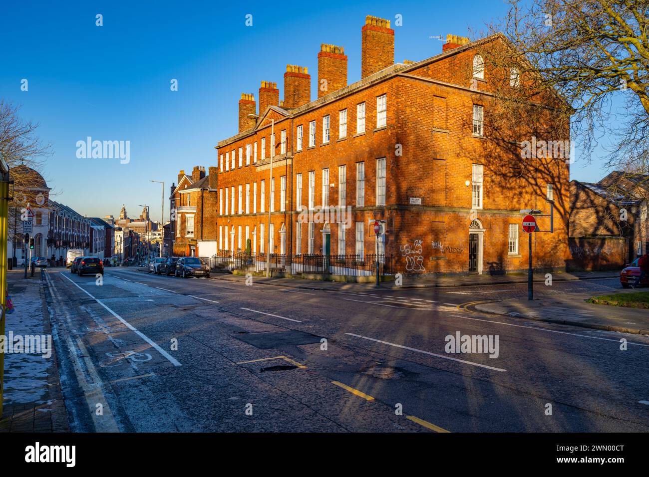 Old liverpool housing hi-res stock photography and images - Alamy