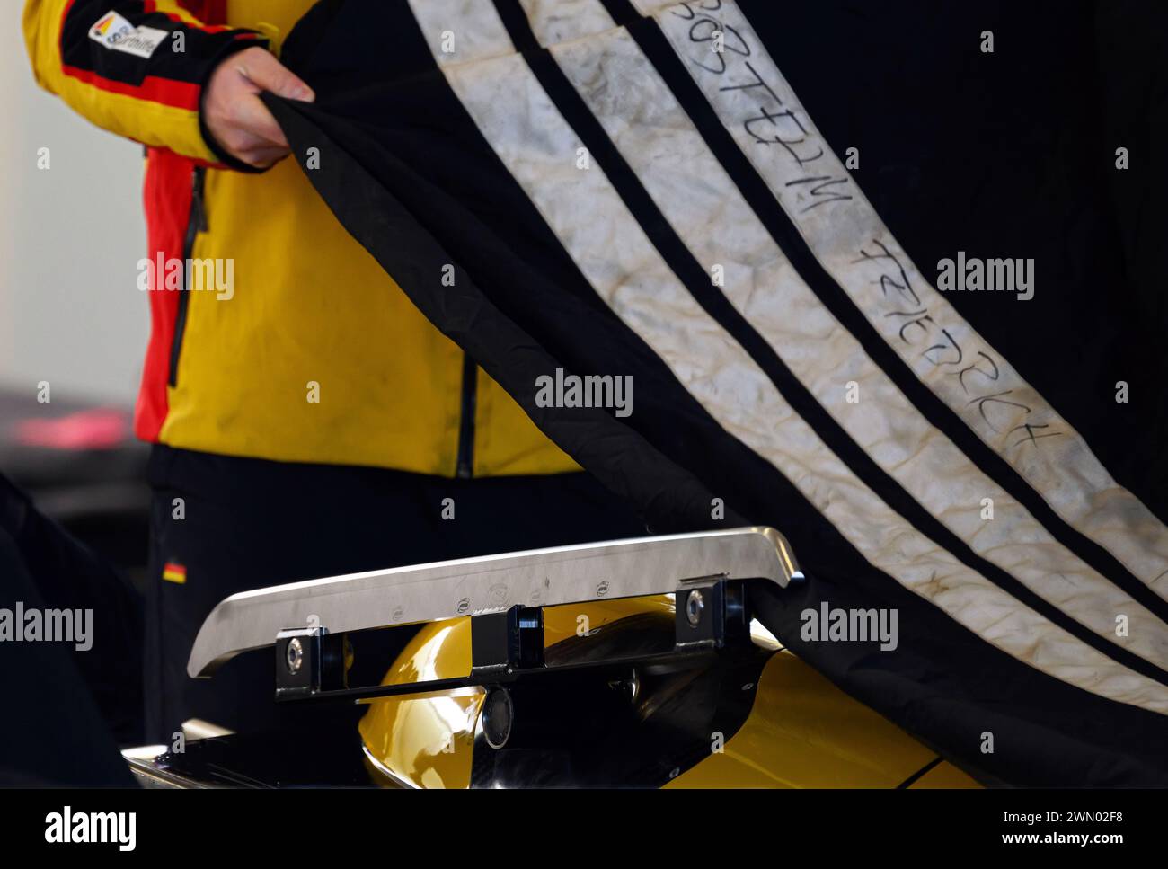 Winterberg, Germany. 28th Feb, 2024. Bobsleigh: World Championships ...