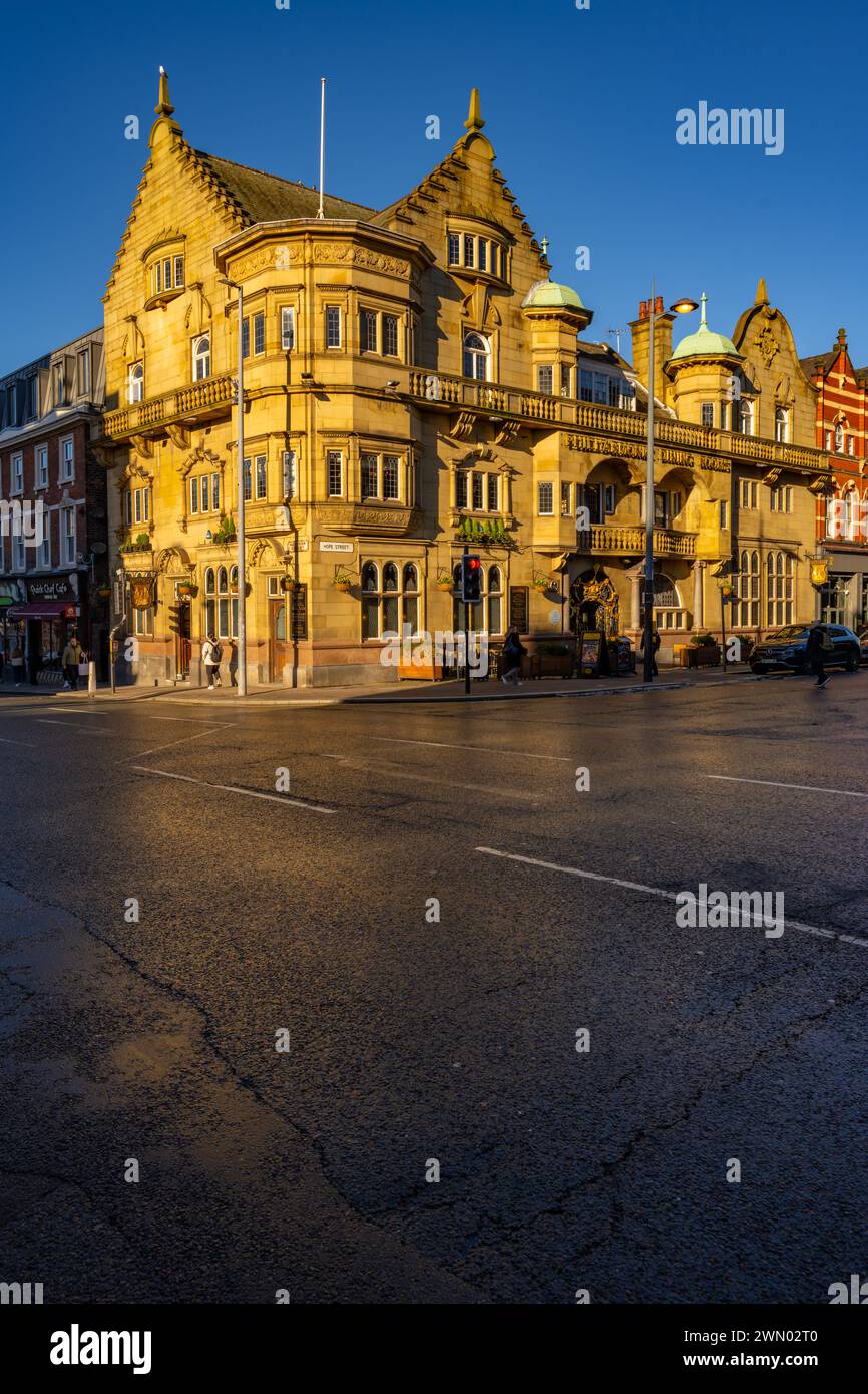 Philharmonic Dining room pub in Hope st Liverpool Stock Photo - Alamy