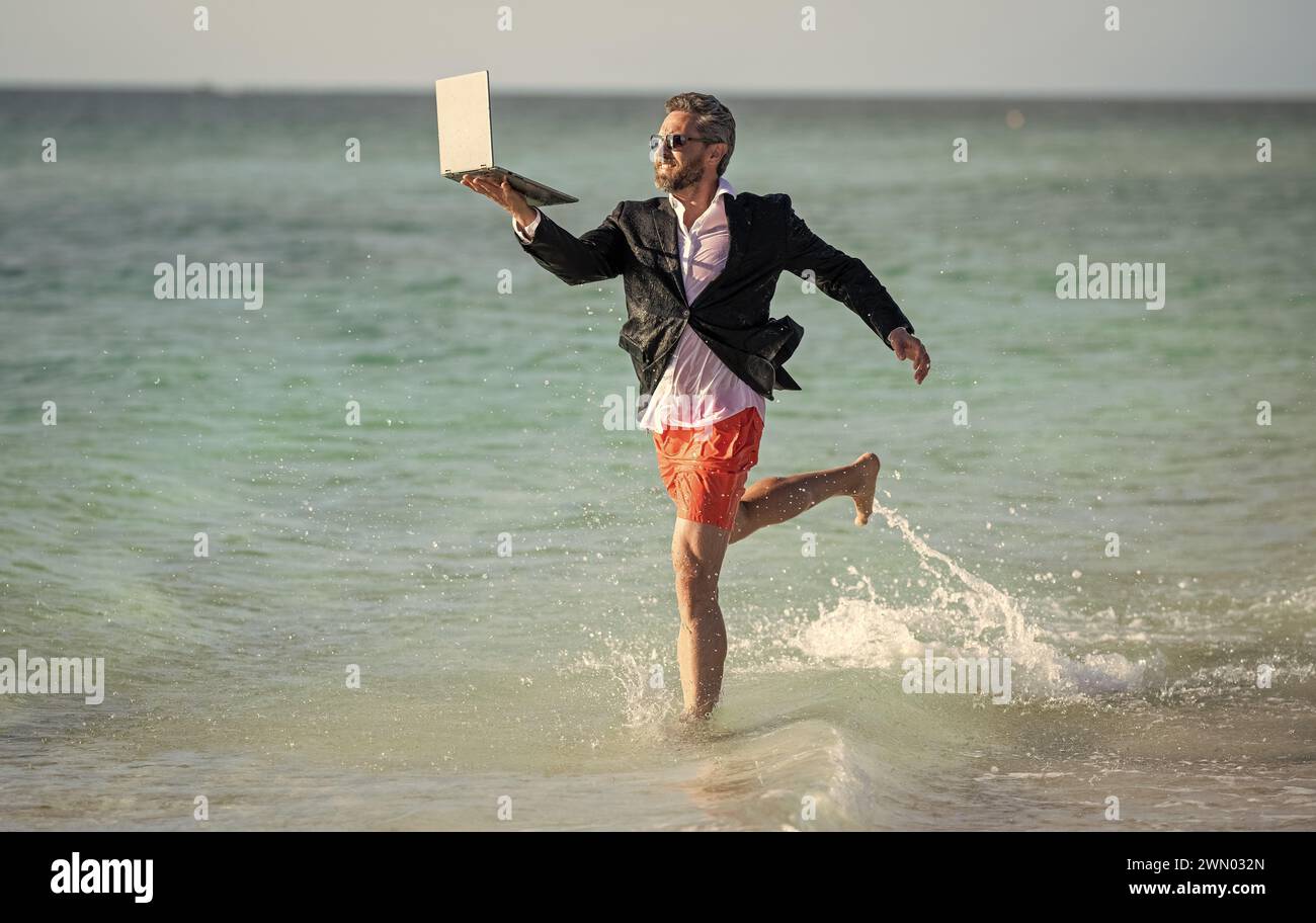 business success. Beach productivity for the director businessman ...