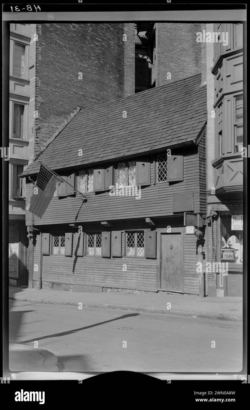 Paul reveres house Black and White Stock Photos & Images - Alamy