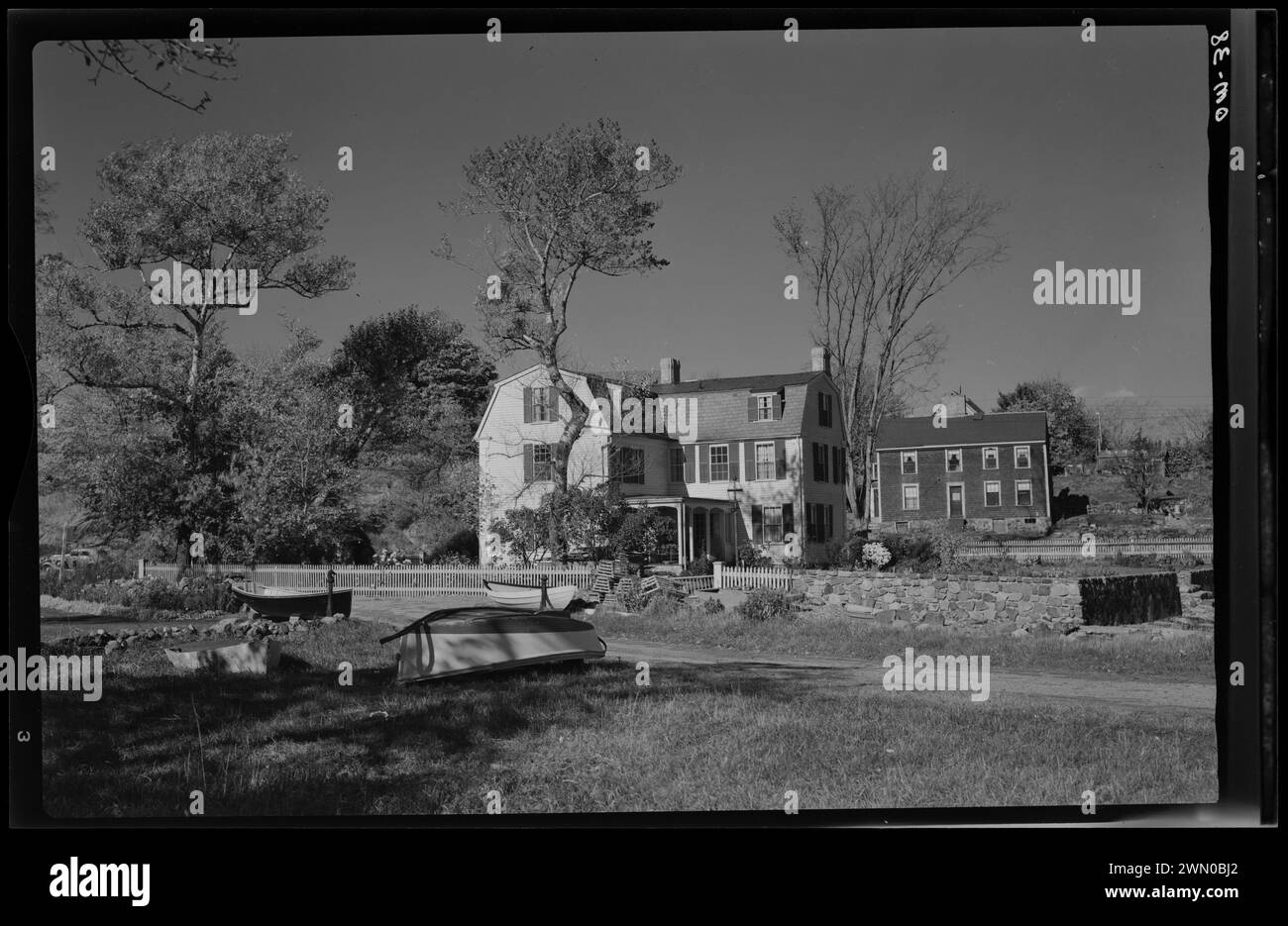 Gambrel-roofed house built in 1764 by Deacon William Doliber ...