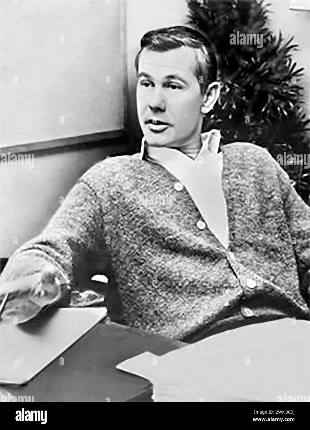 Johnny carson host hi-res stock photography and images - Alamy