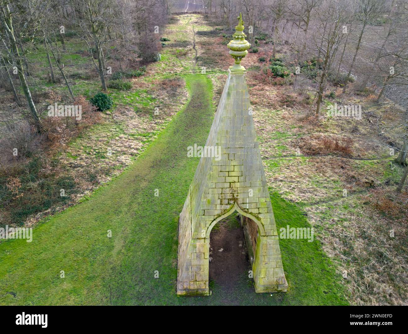 Pyramid 4k hi-res stock photography and images - Alamy