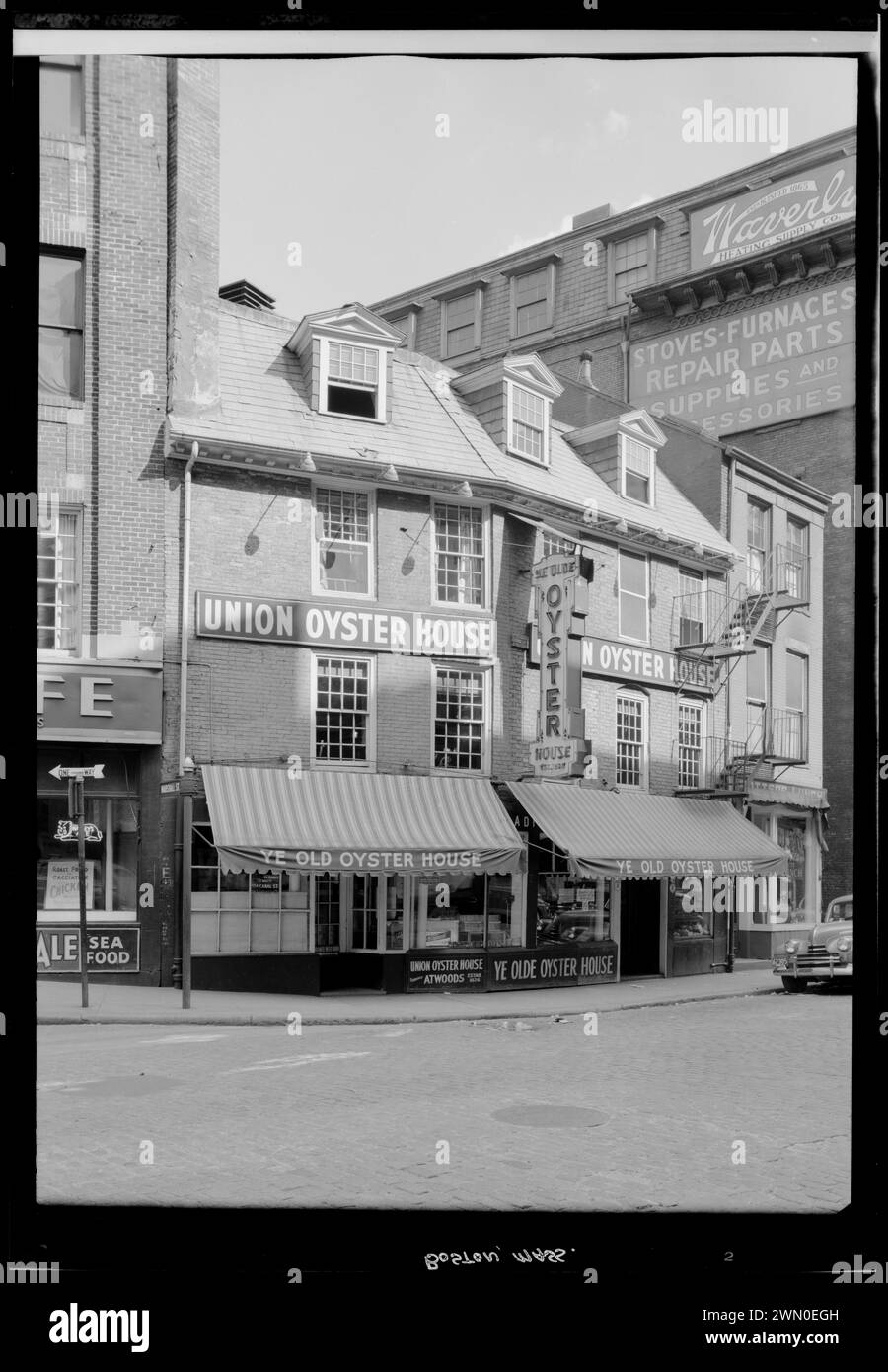 Old union oyster house Black and White Stock Photos & Images - Alamy