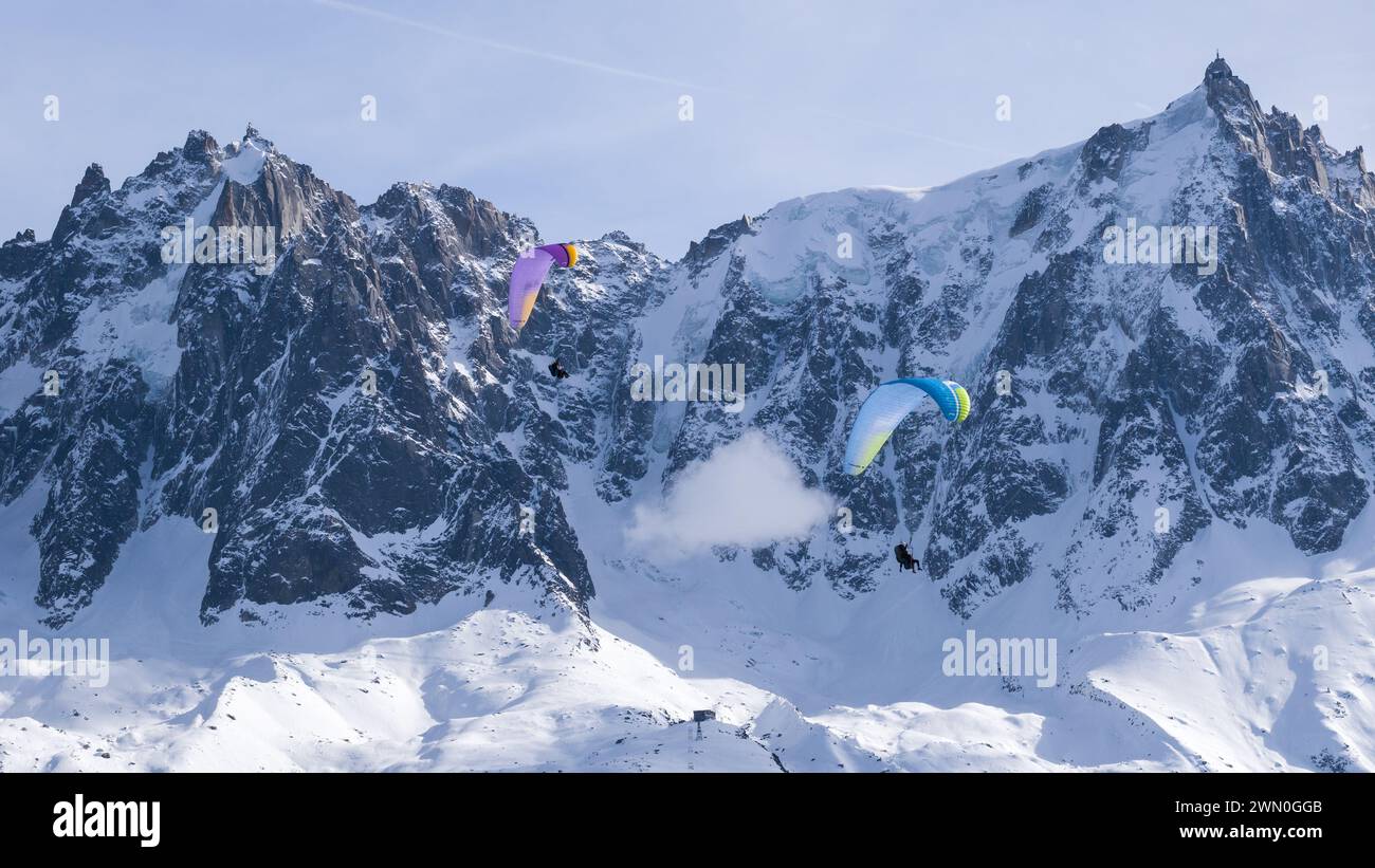 Paragliding in the Mont Blanc massif, near Chamonix, France Stock Photo ...