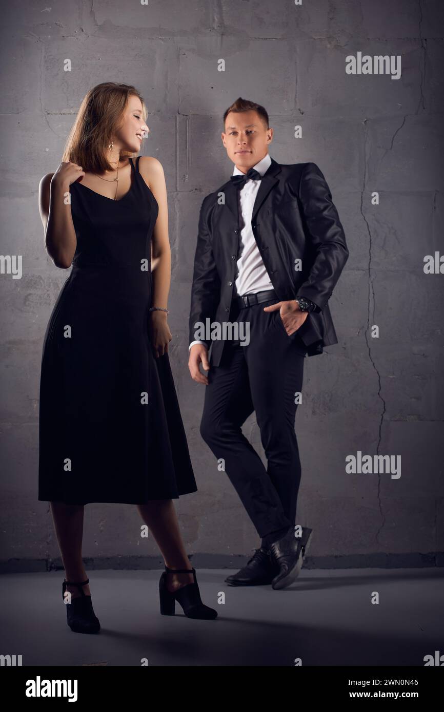 Stylish luxury dressed couple hi-res stock photography and images - Alamy