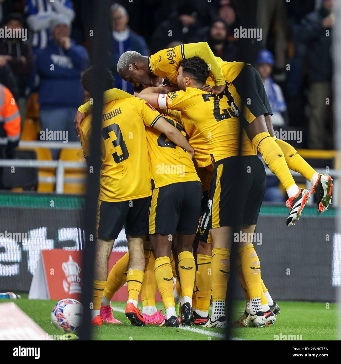 Wolverhampton, UK. 28th Feb, 2024. Wolves' celebrate the goal by #5 ...