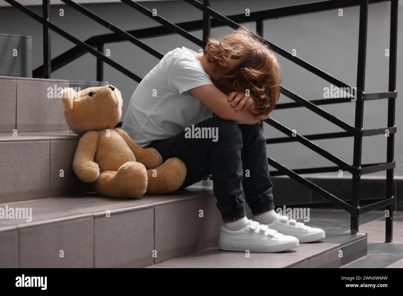 Child neglect physical hi-res stock photography and images - Alamy