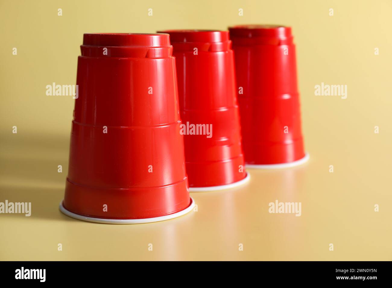 The shell game three cups trick hi-res stock photography and images - Alamy