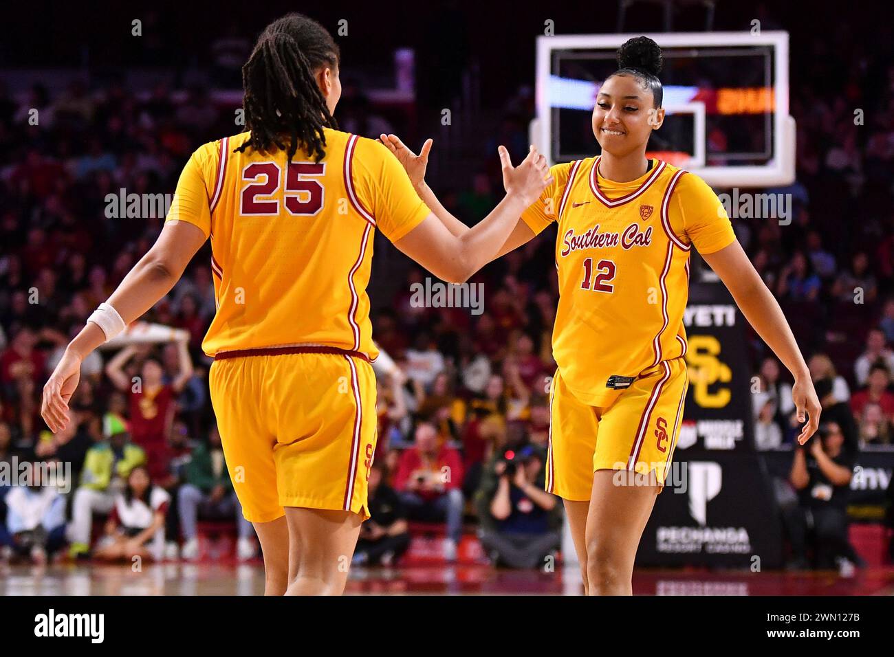 LOS ANGELES, CA - FEBRUARY 23: USC Trojans guard JuJu Watkins (12 ...