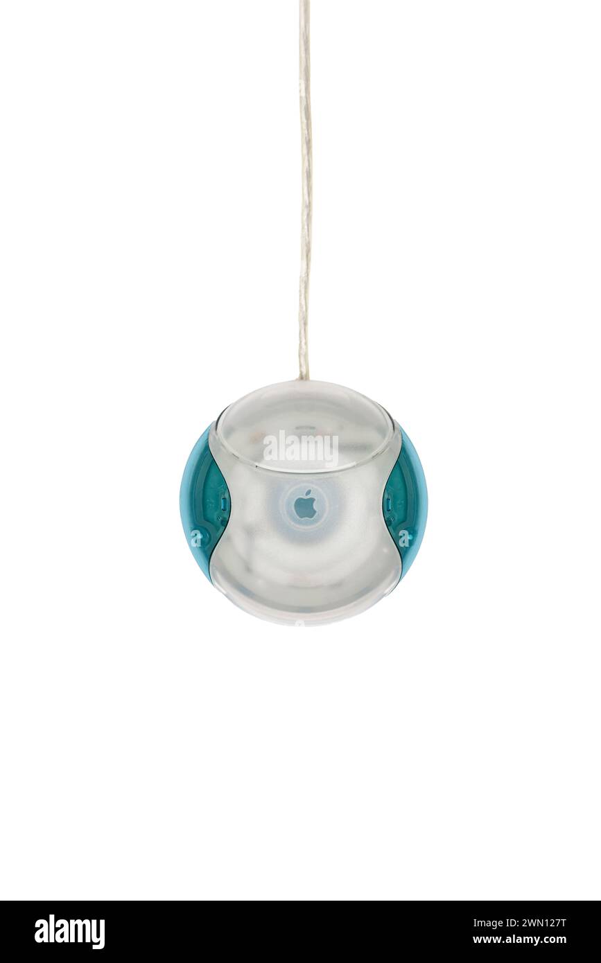 Vintage Apple hockey Puck mouse supplied with the original iMac G3 in ...