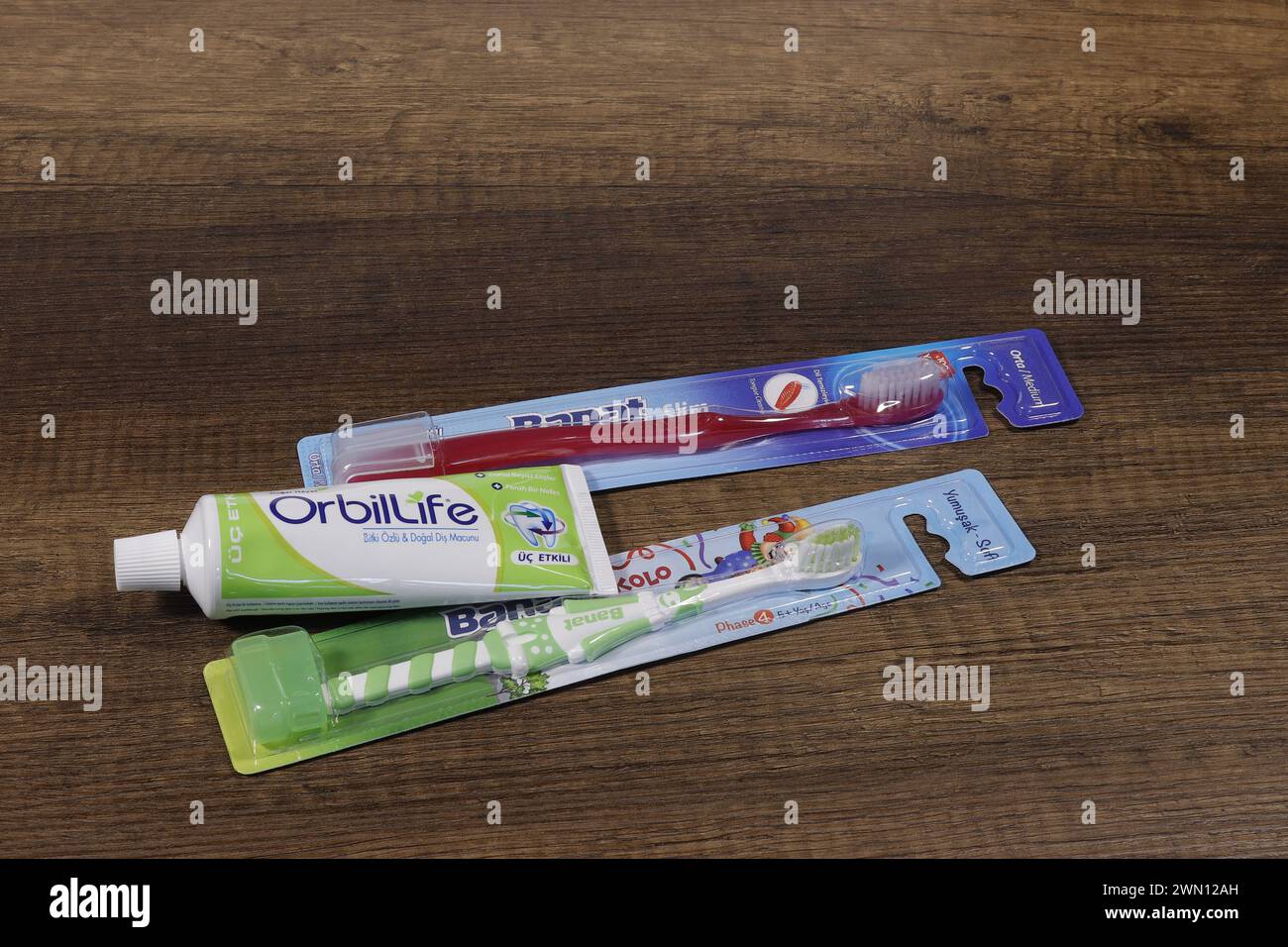 White box tube toothpaste hi-res stock photography and images - Alamy