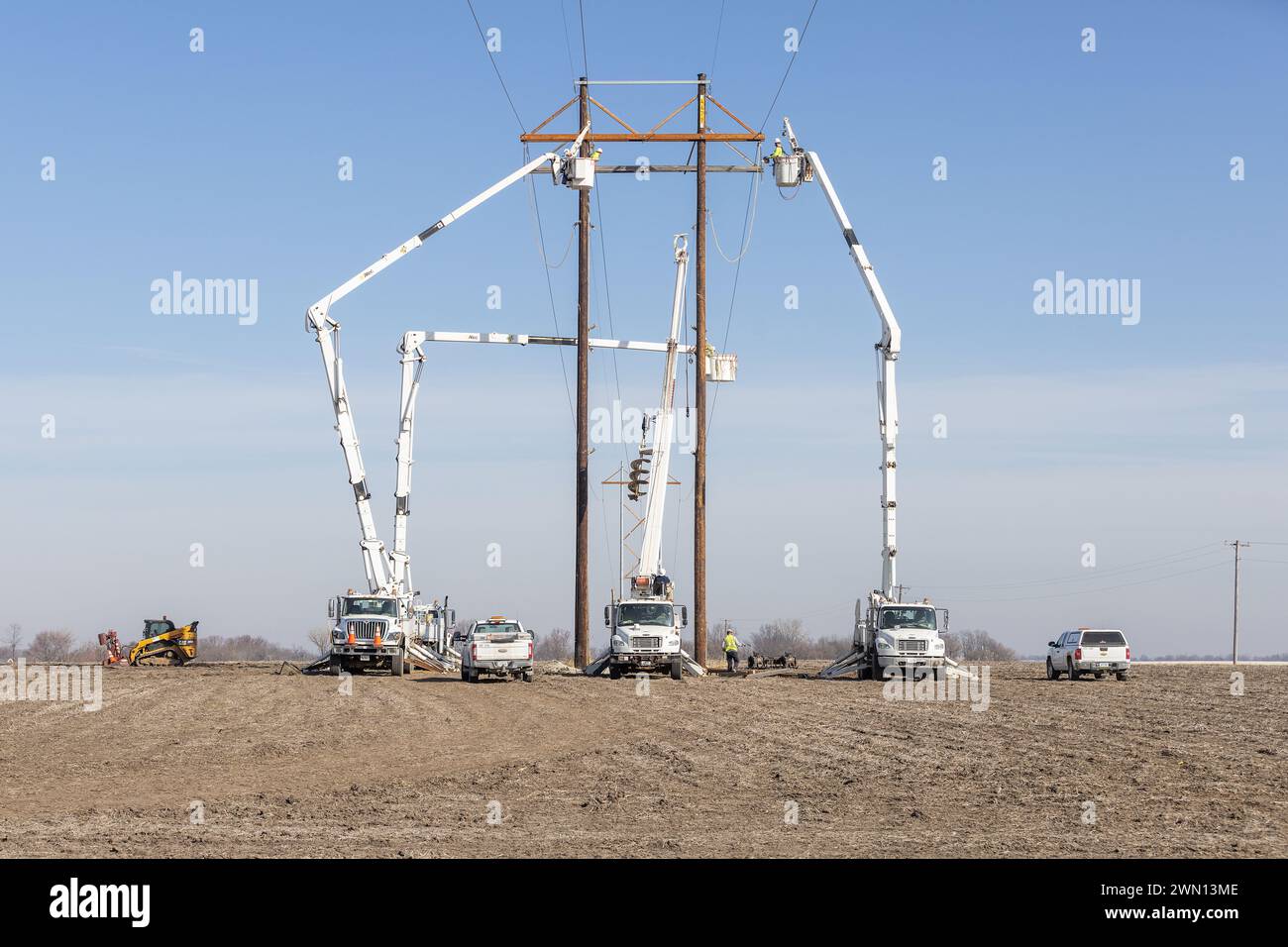 161 kilovolt hi-res stock photography and images - Alamy