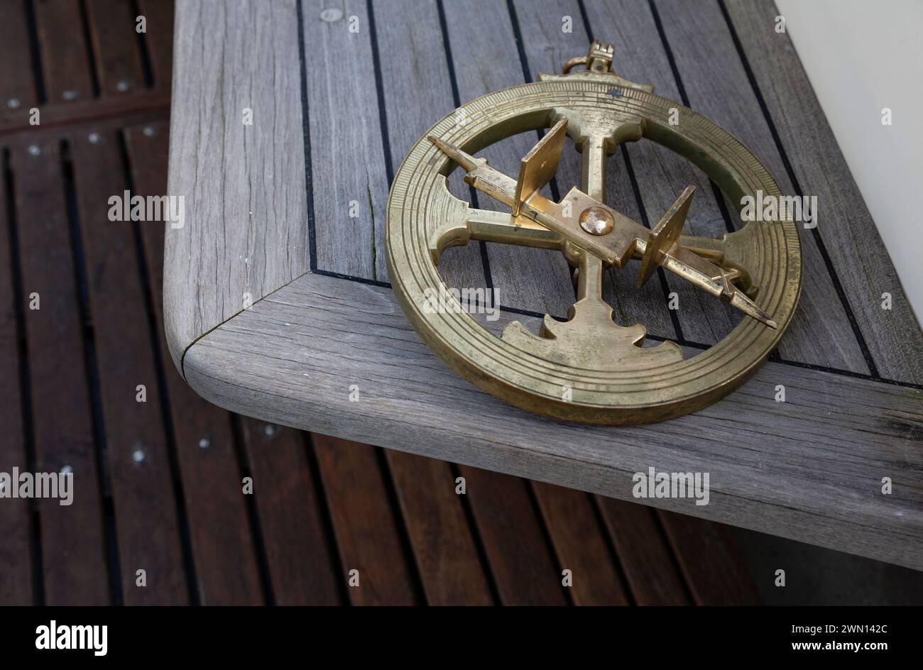 15th century astrolabe hi-res stock photography and images - Alamy