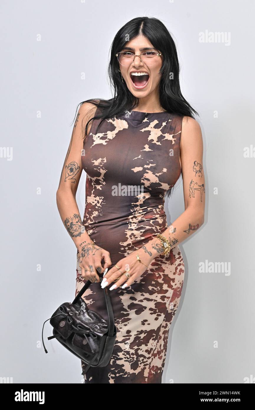 Mia khalifa hi-res stock photography and images - Alamy