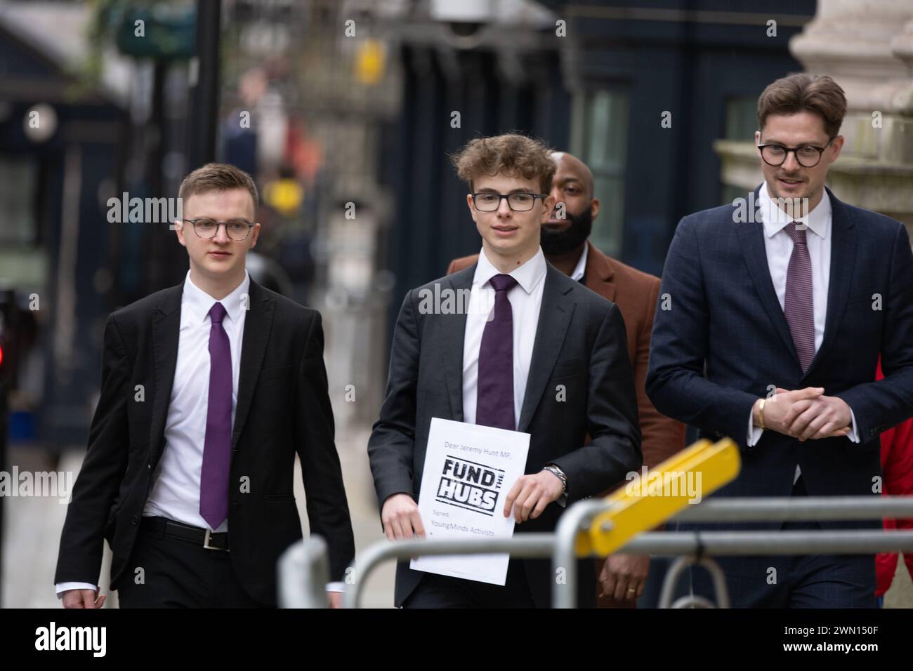 Child mental health camhs hi-res stock photography and images - Alamy