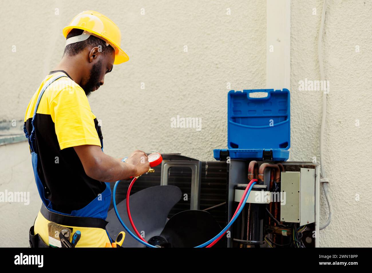 Manifold indicators hi-res stock photography and images - Alamy