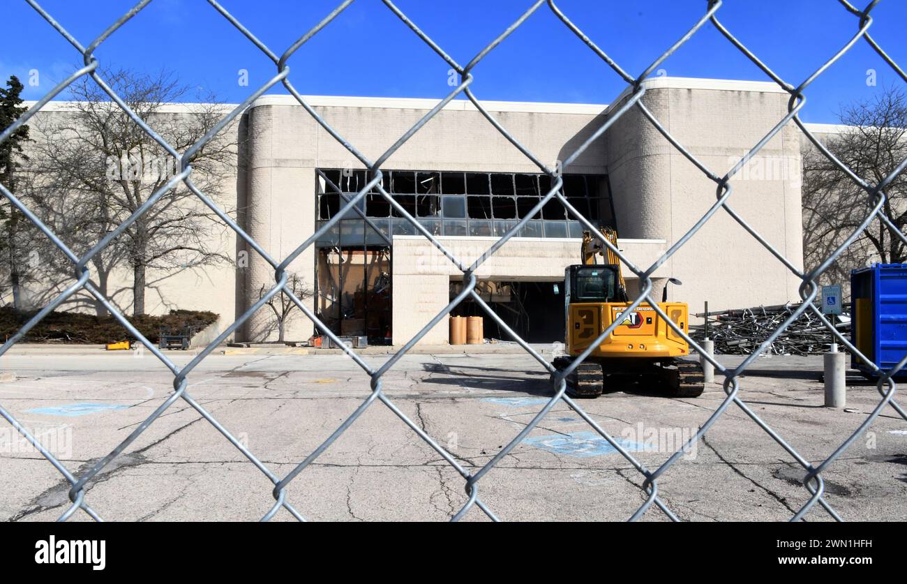 Racine, Wisconsin, USA. 28th Feb, 2024. New life is coming to the ...