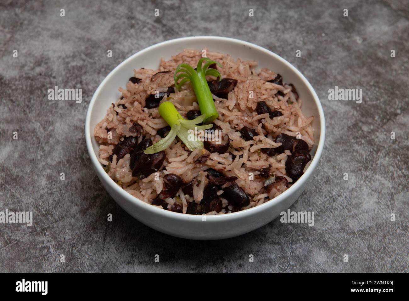 Jamaican chicken rice and peas hi-res stock photography and images - Alamy