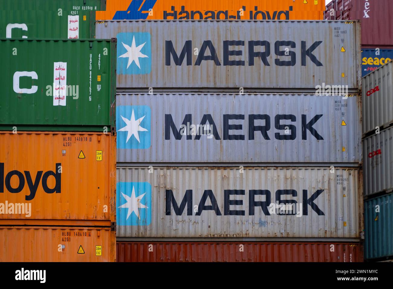 Danish Moller-Mærsk Shipping containers largest shipping and logistics ...