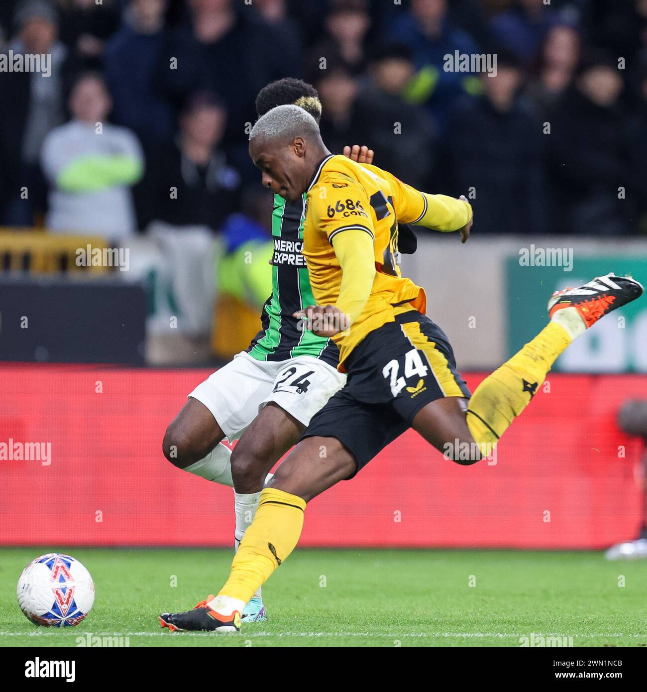 Wolverhampton, UK. 28th Feb, 2024. Wolves' Toti makes the intercept ...