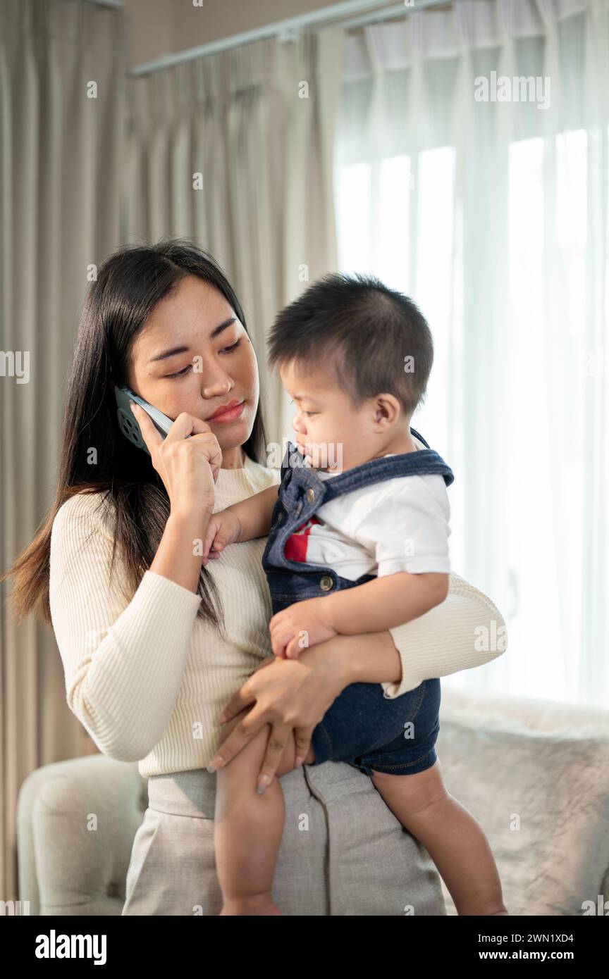 Asian mom sad child hi-res stock photography and images - Alamy
