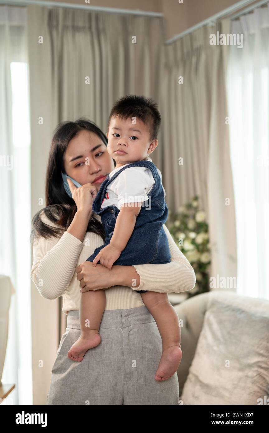 Asian mom sad child hi-res stock photography and images - Alamy