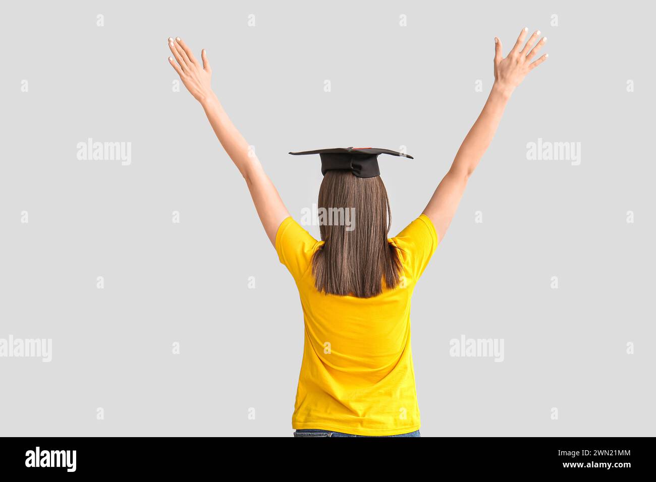 Female graduate back view hi-res stock photography and images - Alamy