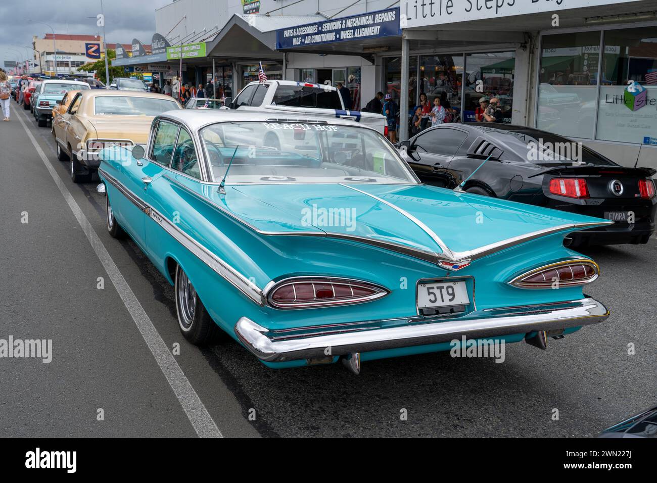 Classic Vintage, Custom, American Cars on display in Taranaki New ...