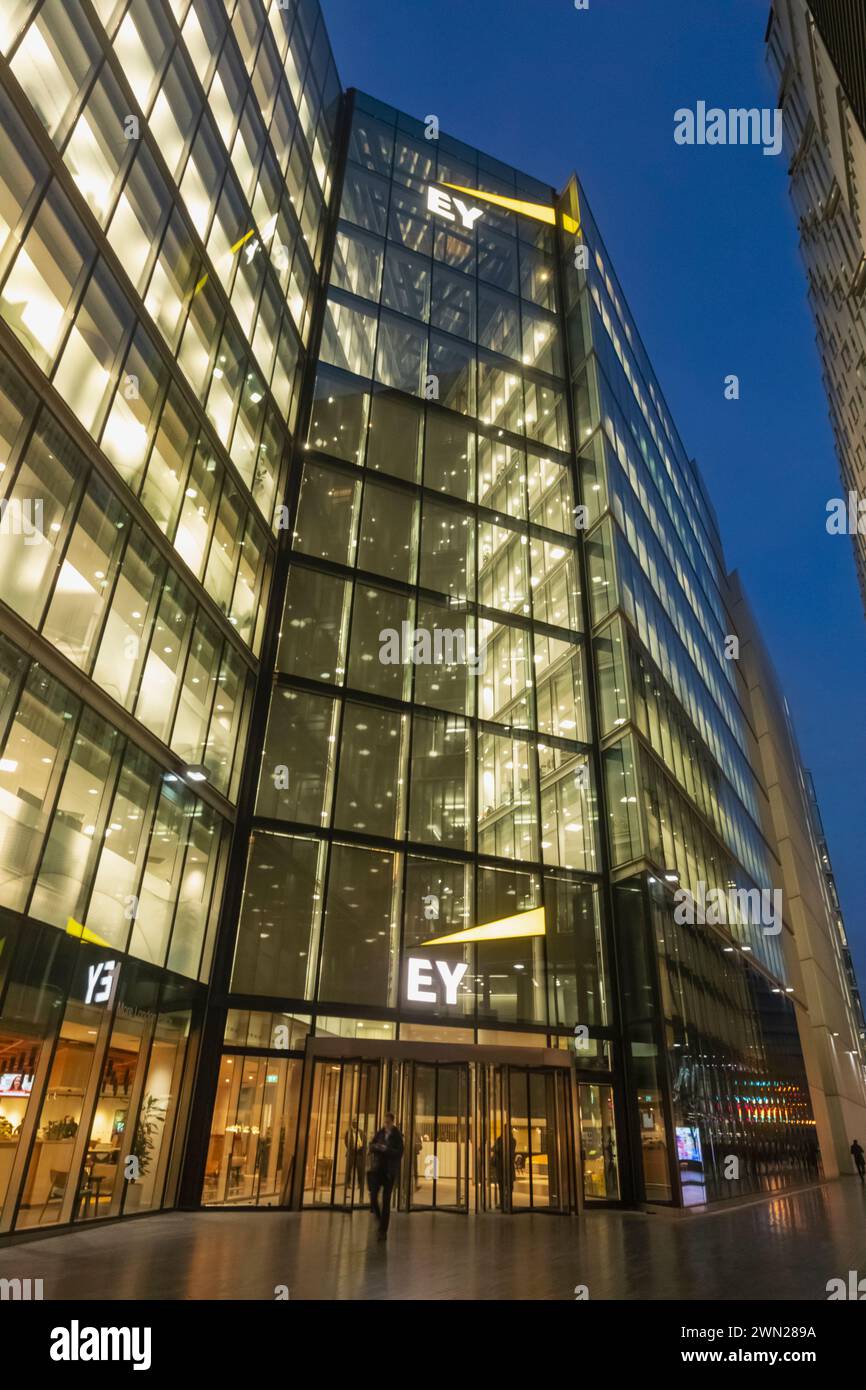 England, London, Southwark, More London Business Estate, Ernst and ...