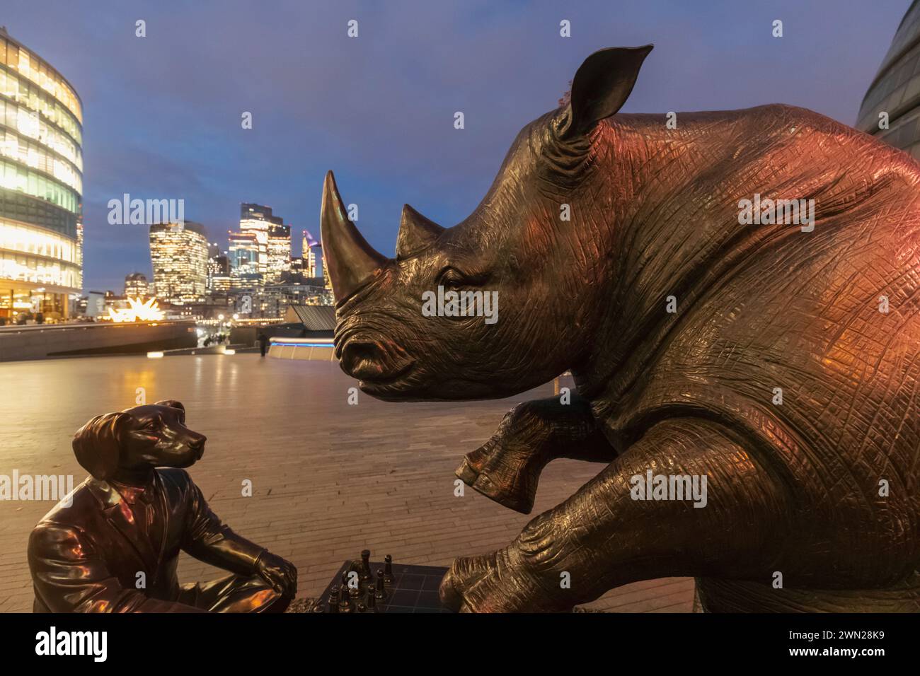 Riverside sculptures hi-res stock photography and images - Alamy