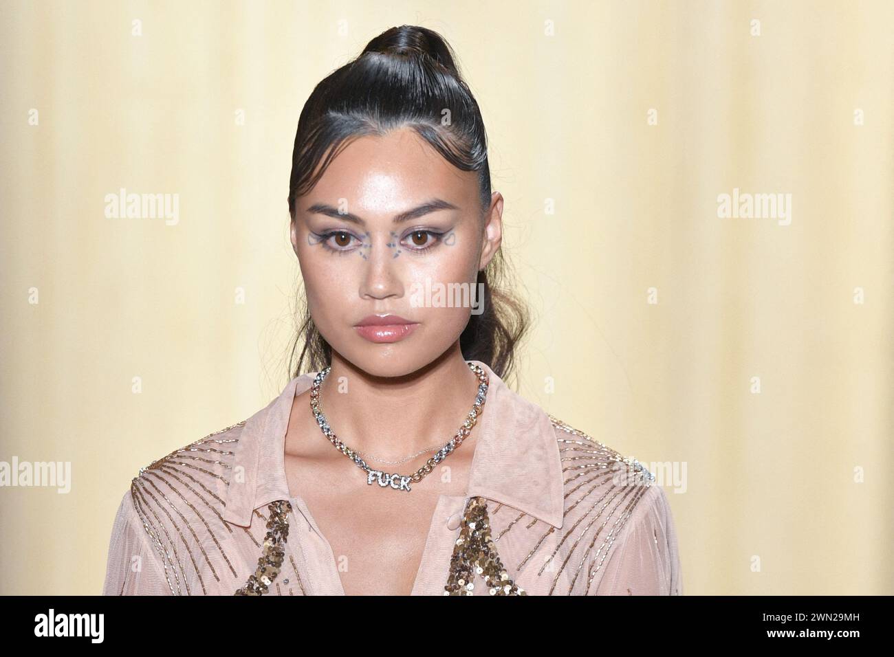 Paris, France. 28th Feb, 2024. Julie Badot walks the runway during the ...