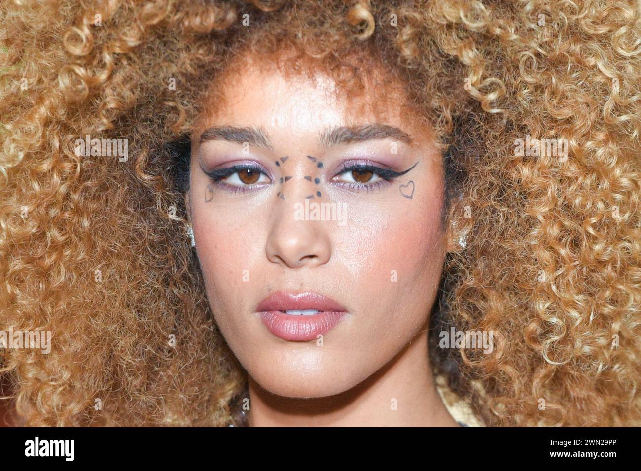 Paris, France. 28th Feb, 2024. Jade Chantelle walks the runway during ...