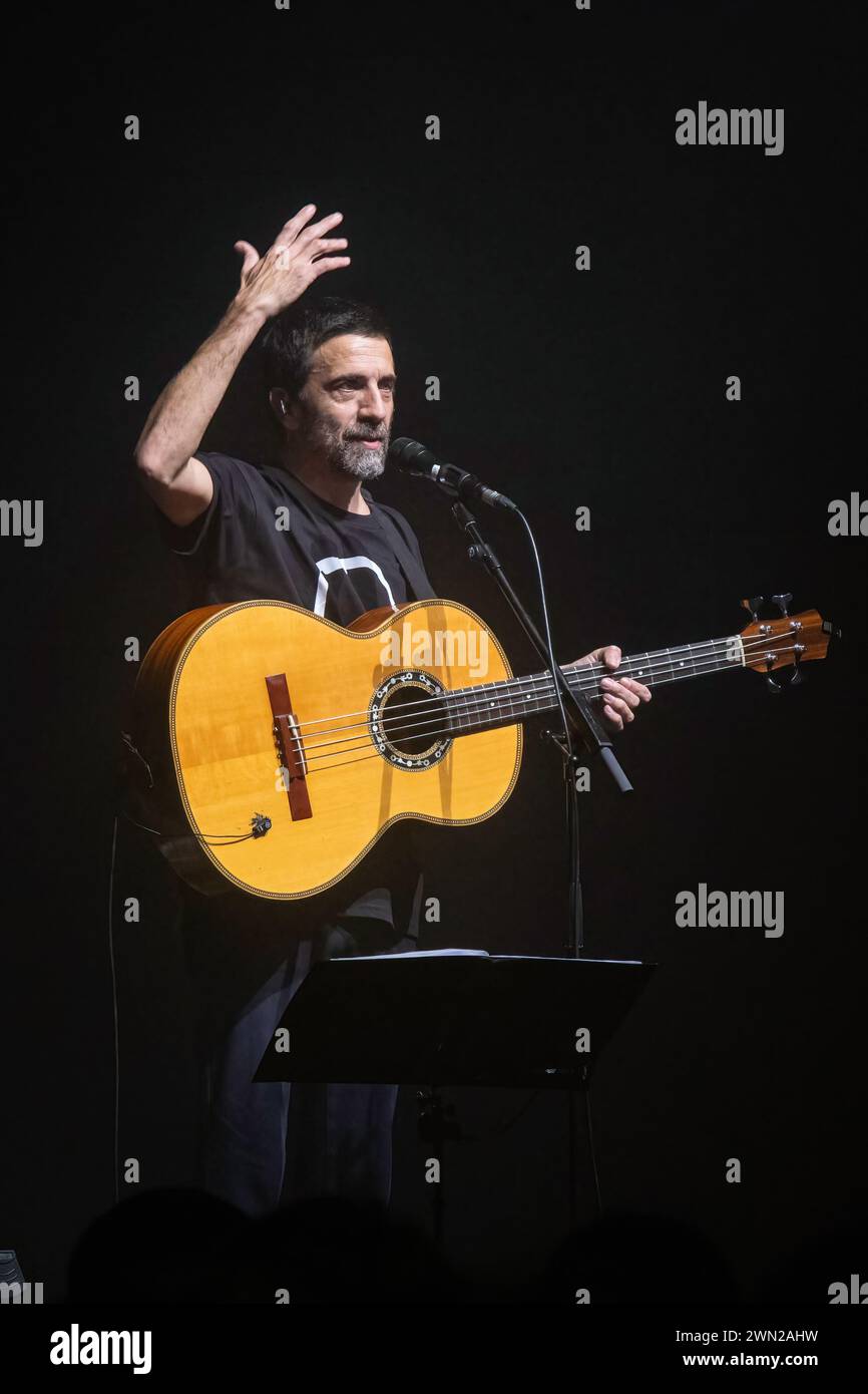 Manel cruz hi-res stock photography and images - Alamy