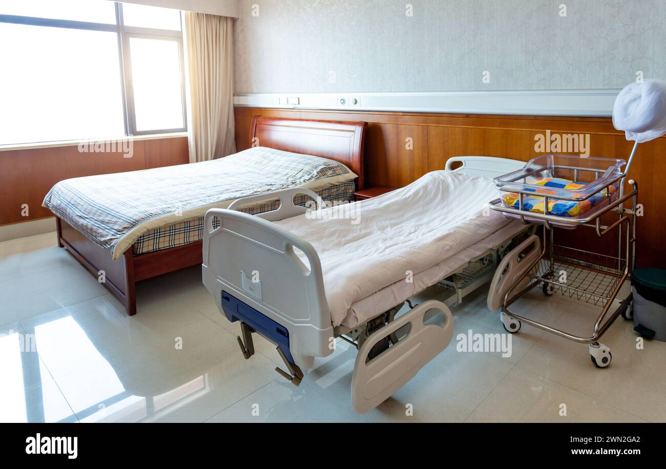 Interior of new empty hospital room Stock Photo - Alamy
