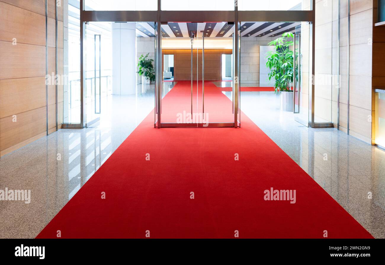 Red velvet carpet entrance for celebrity welcome Stock Photo - Alamy