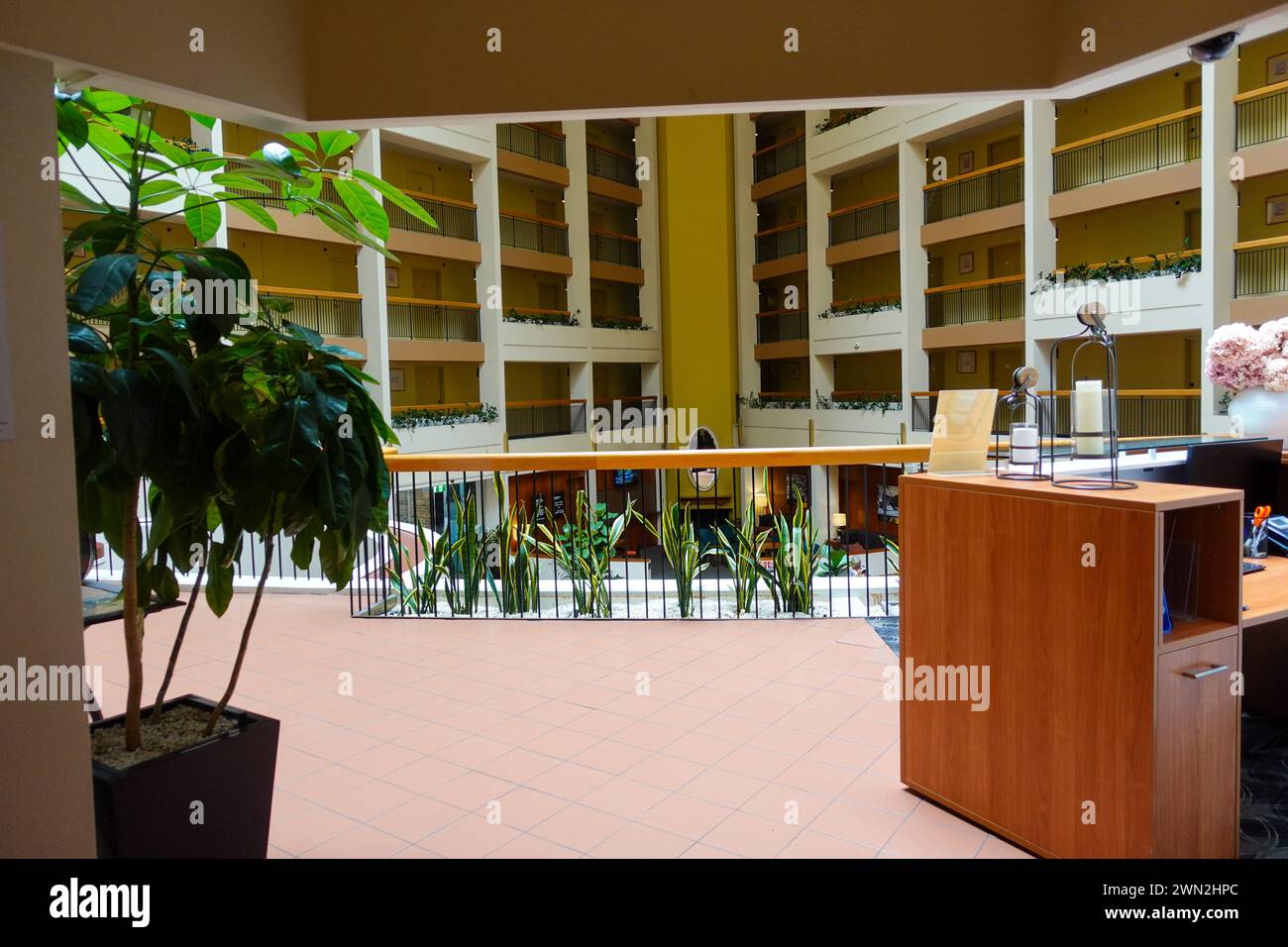 Sydney harbor hotel lobby hi-res stock photography and images - Alamy