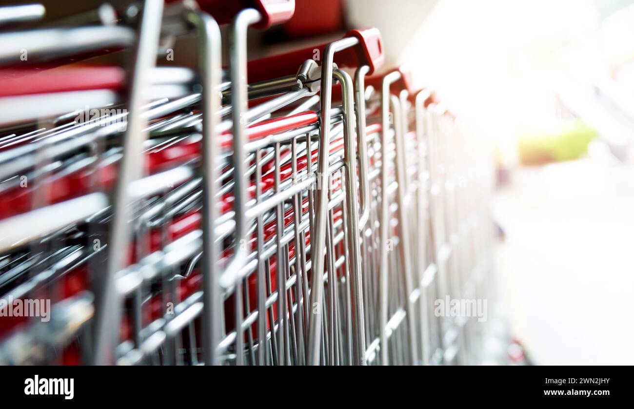 Line up of front wheels hi-res stock photography and images - Alamy