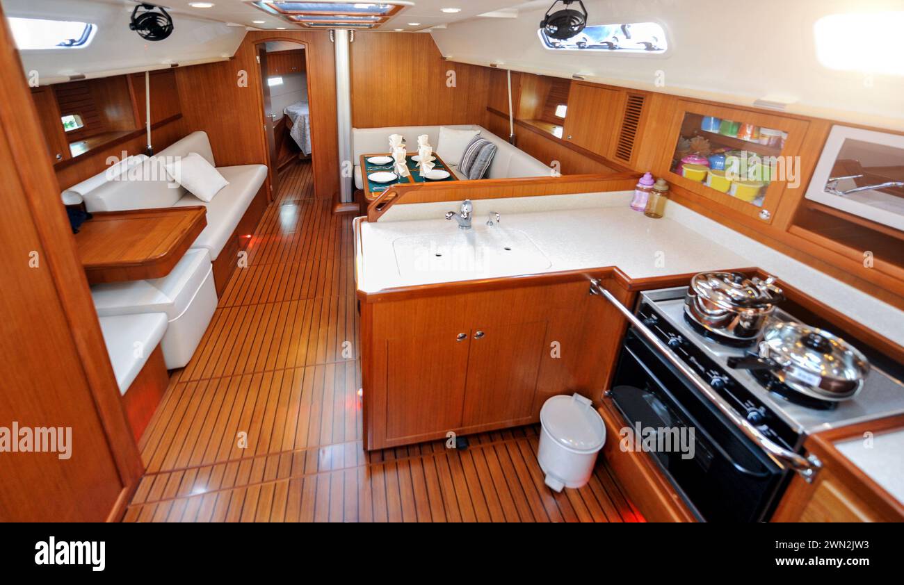 Yacht kitchen hi-res stock photography and images - Alamy