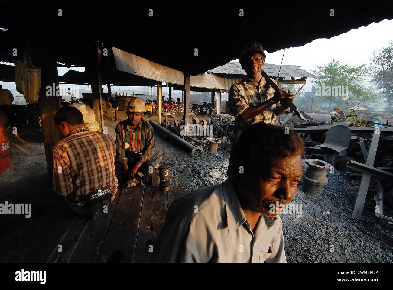 Coal mines tunnels hi-res stock photography and images - Alamy