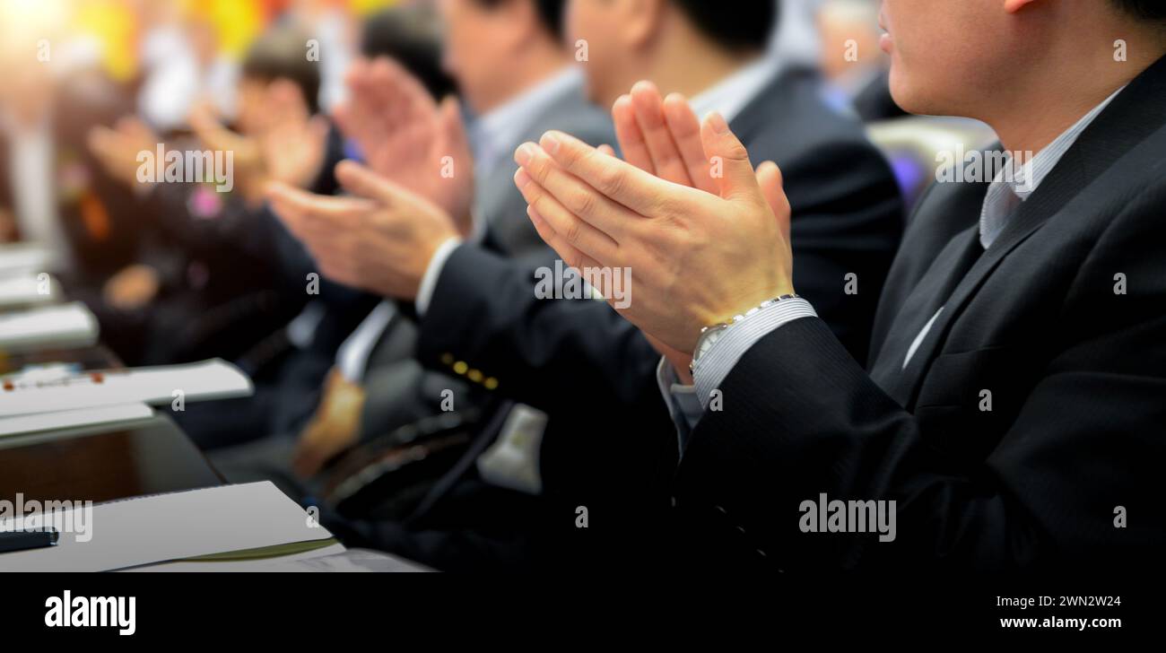 Business people applaud training hi-res stock photography and images ...