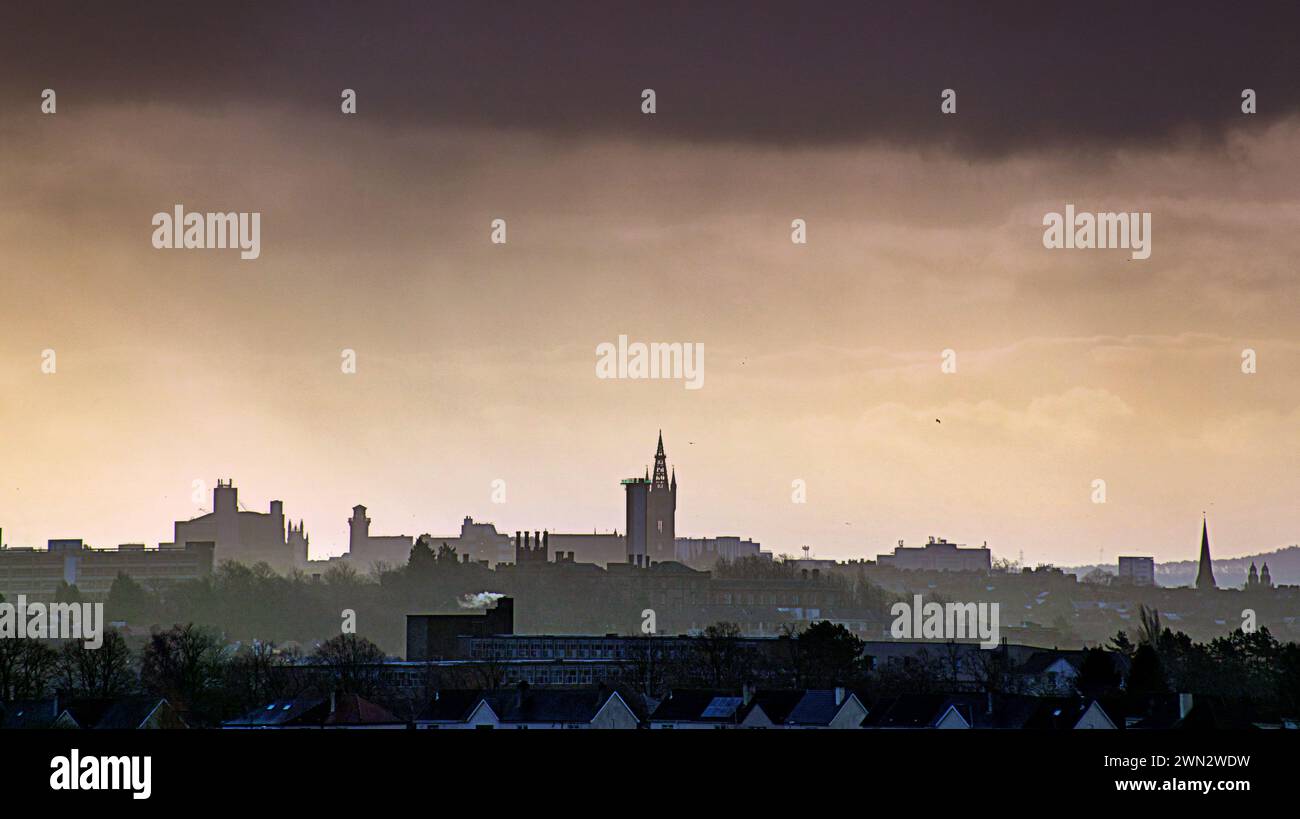 Glasgow, Scotland, UK. 29th February, 2024. UK Weather: Wet day saw ...