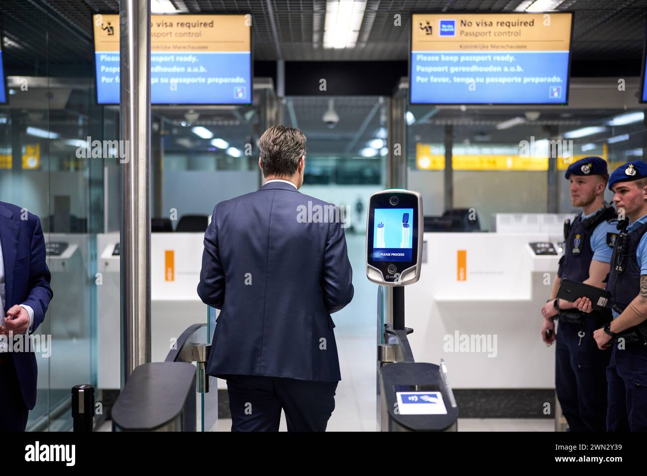 Business credential hi-res stock photography and images - Alamy