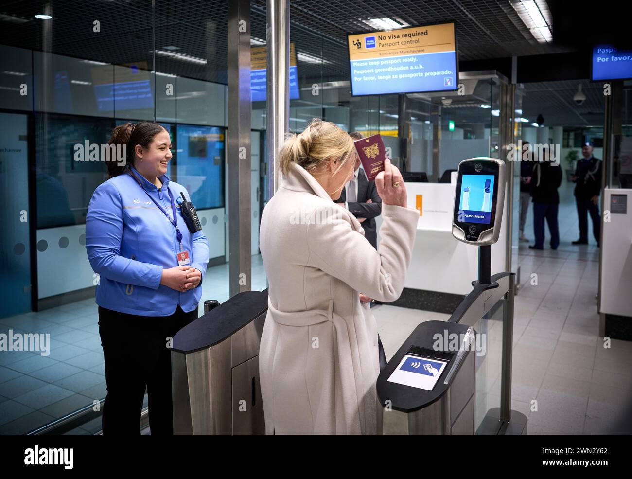 Passport control schiphol airport hi-res stock photography and images ...