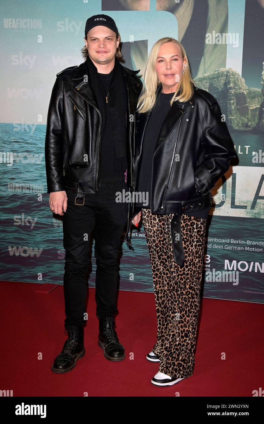 Wilson Gonzalez Ochsenknecht mit Mutter Natascha Ochsenknecht bei der ...