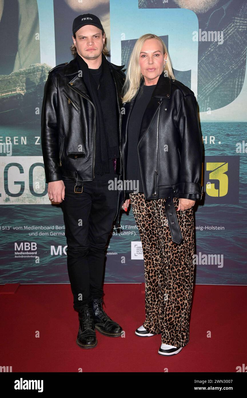 Wilson Gonzalez Ochsenknecht mit Mutter Natascha Ochsenknecht bei der ...