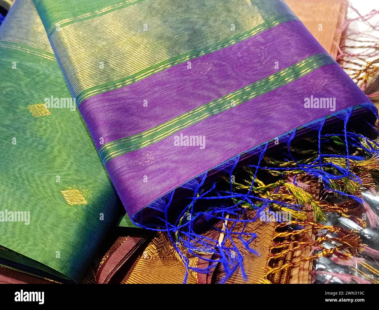 Handloom hi-res stock photography and images - Alamy